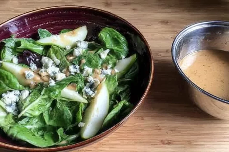 Valentine's Day Salad: A Romantic Recipe for Two - TRC