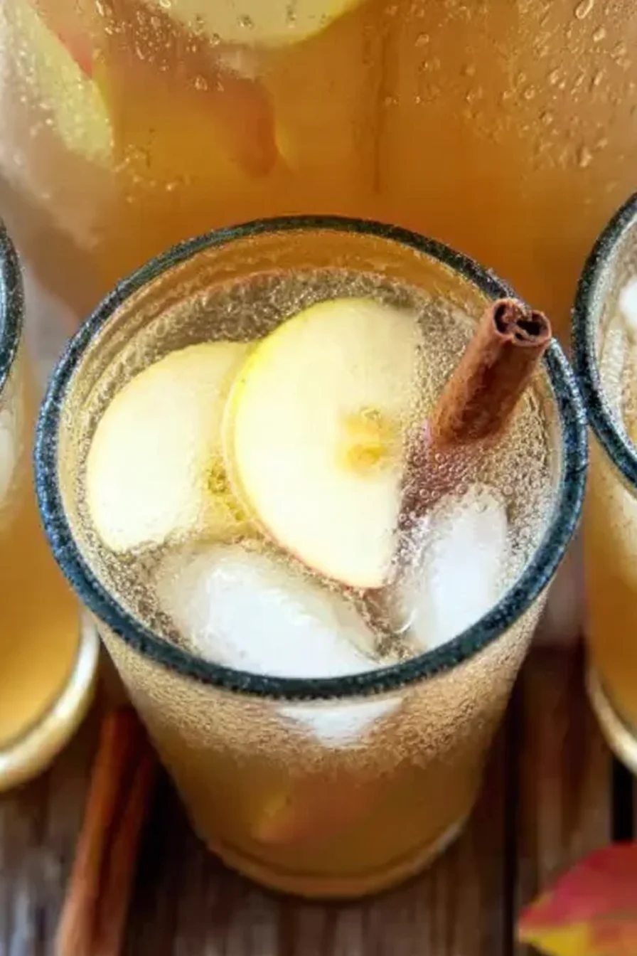 Chilled Sparkling Apple Cider - Tasty Recipes Chef